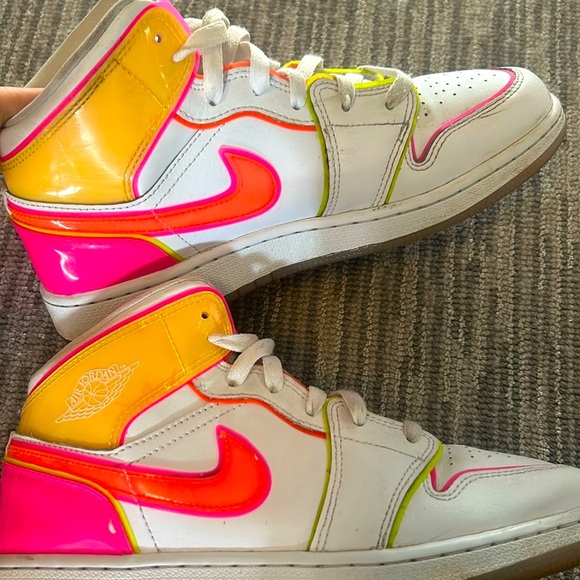 Jordan | Shoes | Nike Air Jordan Edge Glow 7y Gs 7 | Poshmark